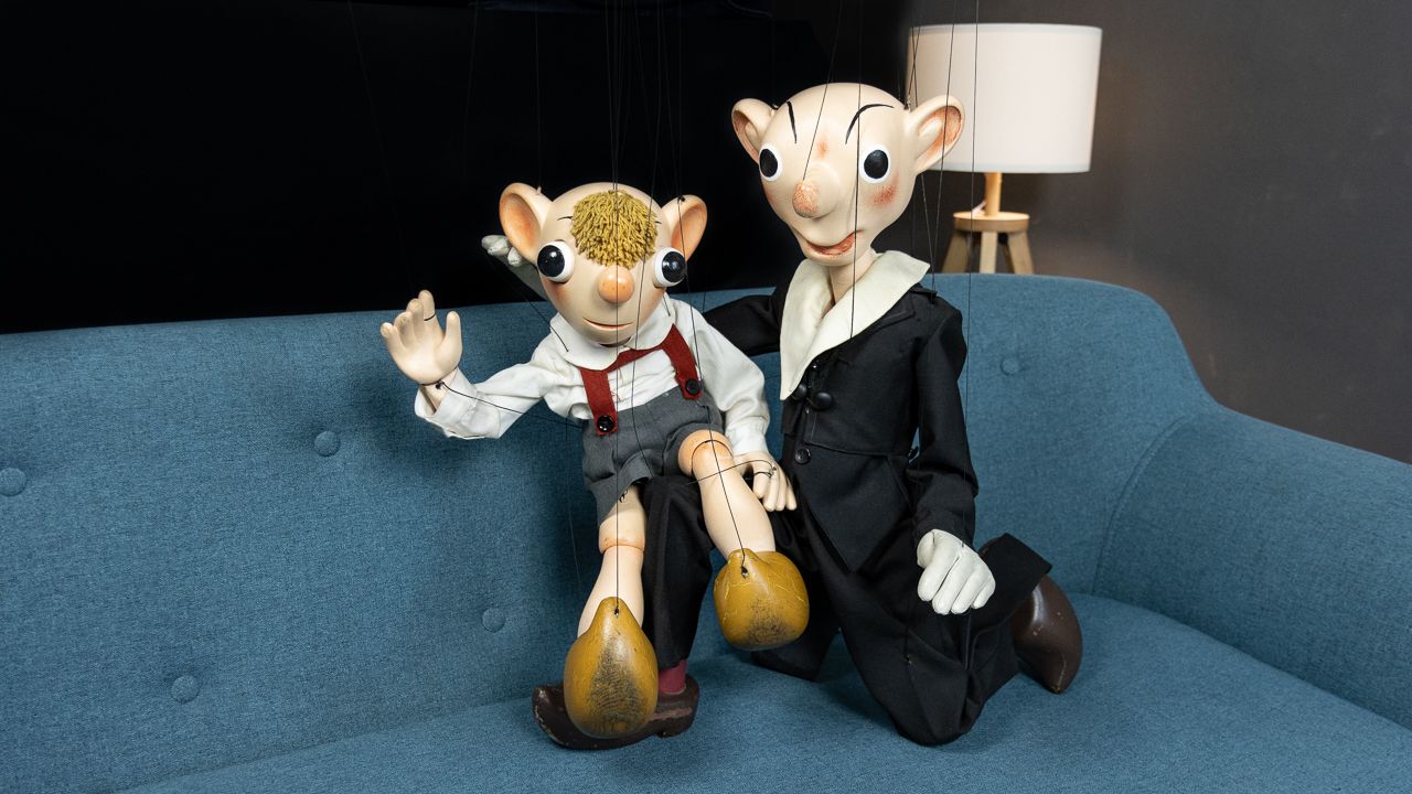 Spejbl a Hurvínek jako živí | FACE TO FACE | Stream